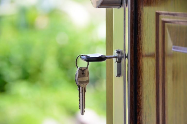 comment-viter-de-payer-deux-loyers-quand-on-d-m-nage-conseils